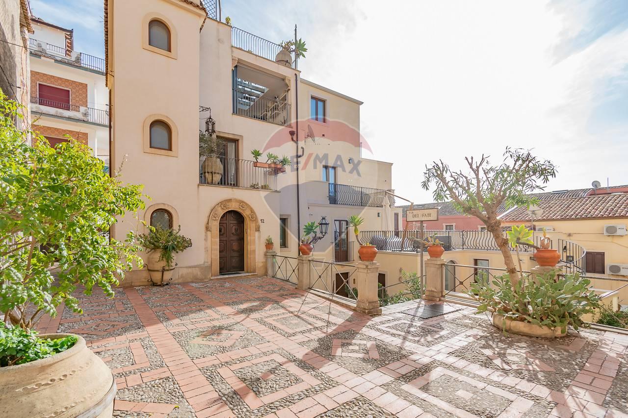 Casa indipendente in vendita a Taormina