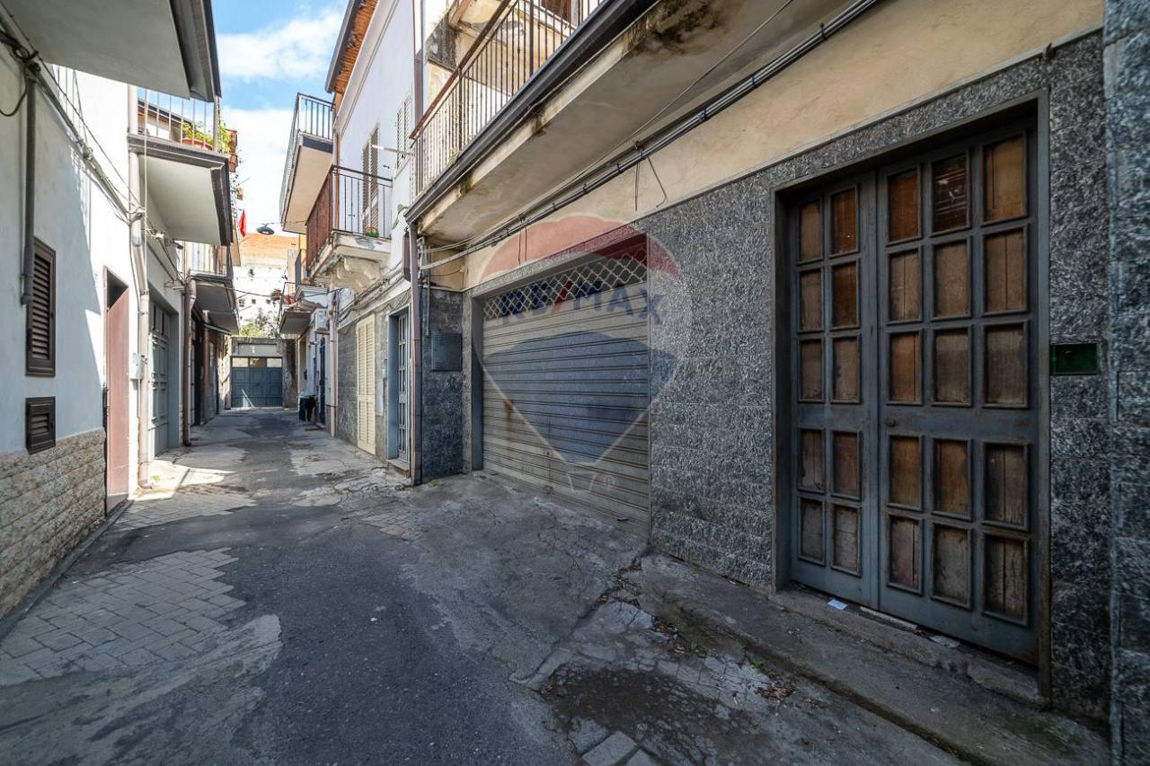 Casa indipendente in vendita a Paterno'