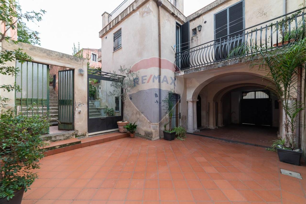 Casa indipendente in vendita a Acireale