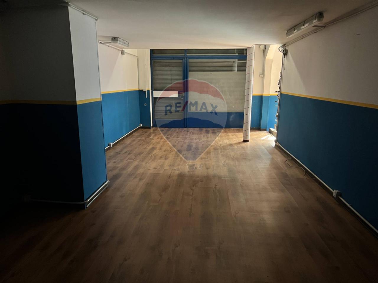 Negozio in affitto a Catania