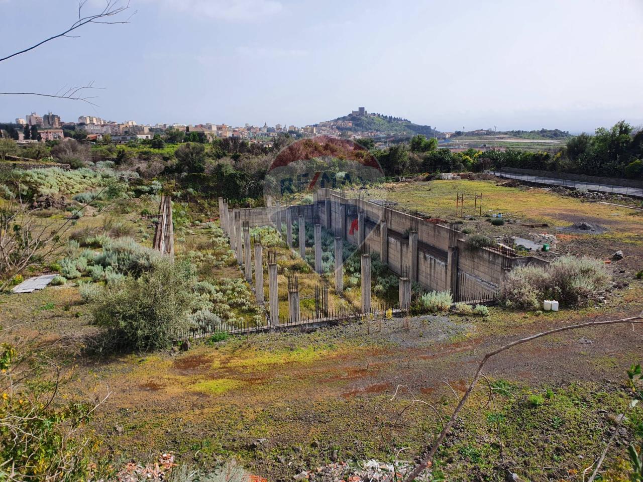 Negozio in vendita a Paterno'
