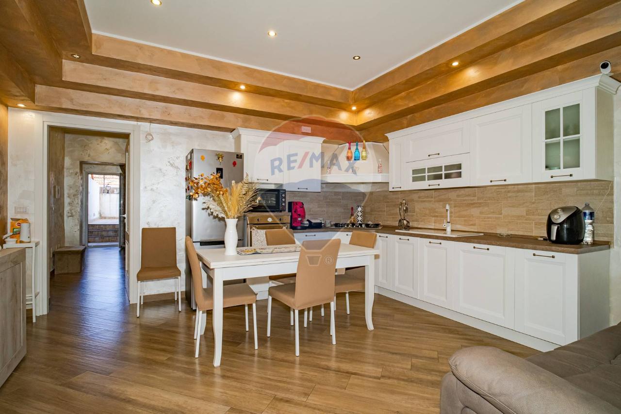 Casa indipendente in vendita a San Giovanni La Punta