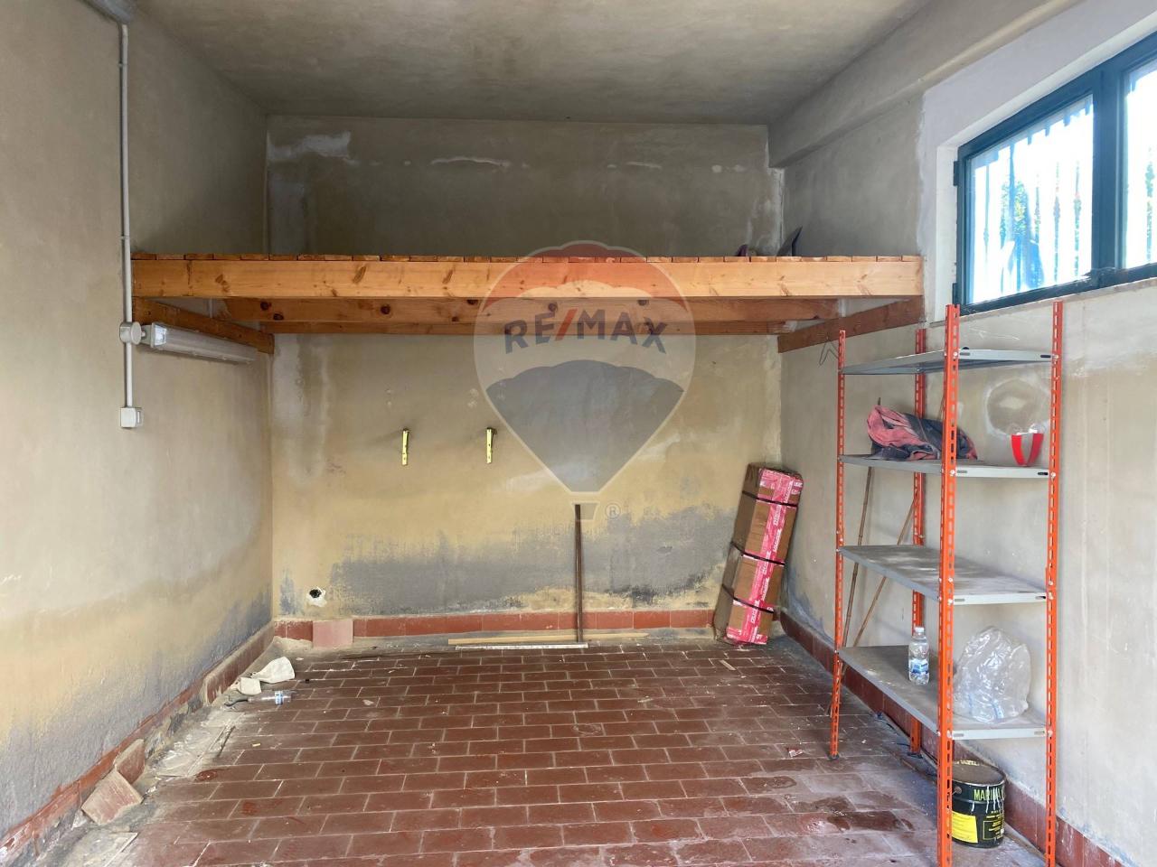 Box in vendita a Acireale