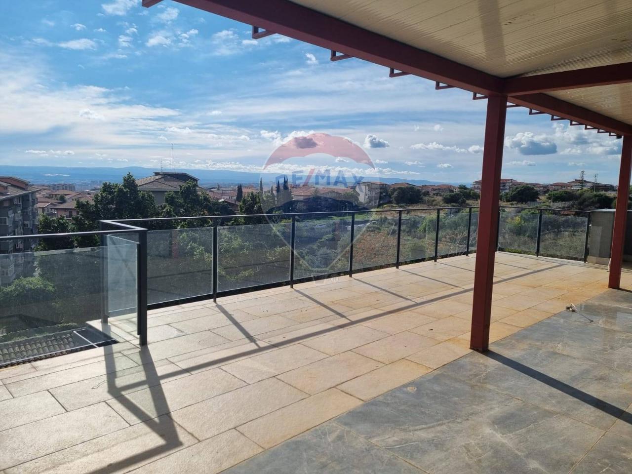 Appartamento in vendita a Gravina Di Catania