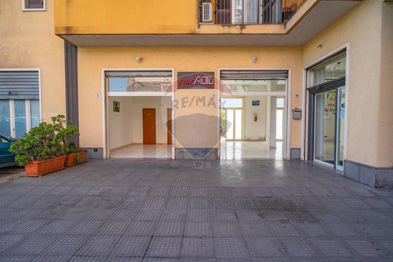 Negozio in vendita a Paterno'