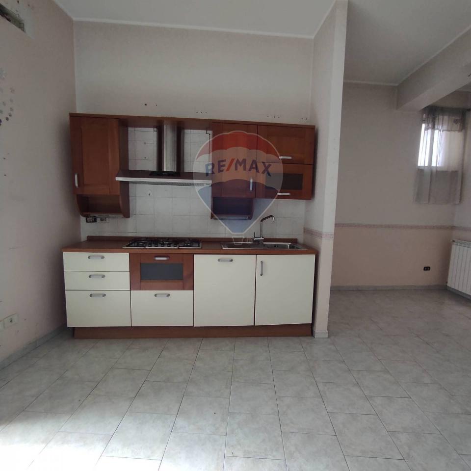 Appartamento in vendita a Aci Catena