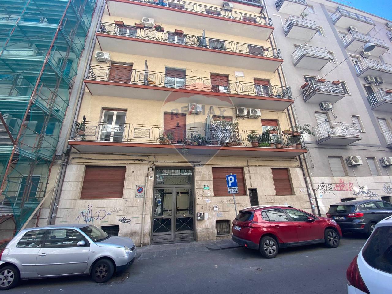 Box in vendita a Catania