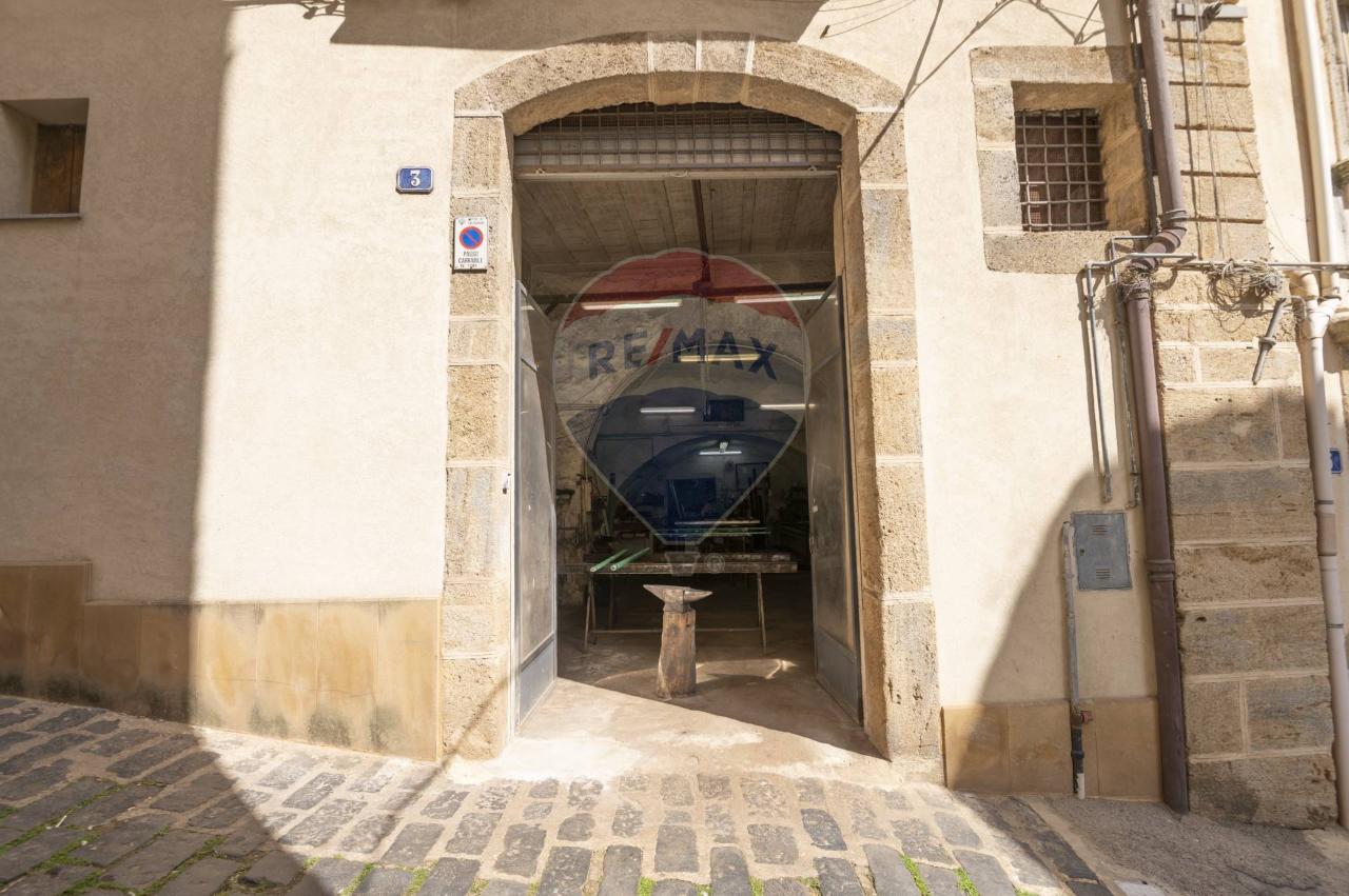 Laboratorio in vendita a Caltagirone