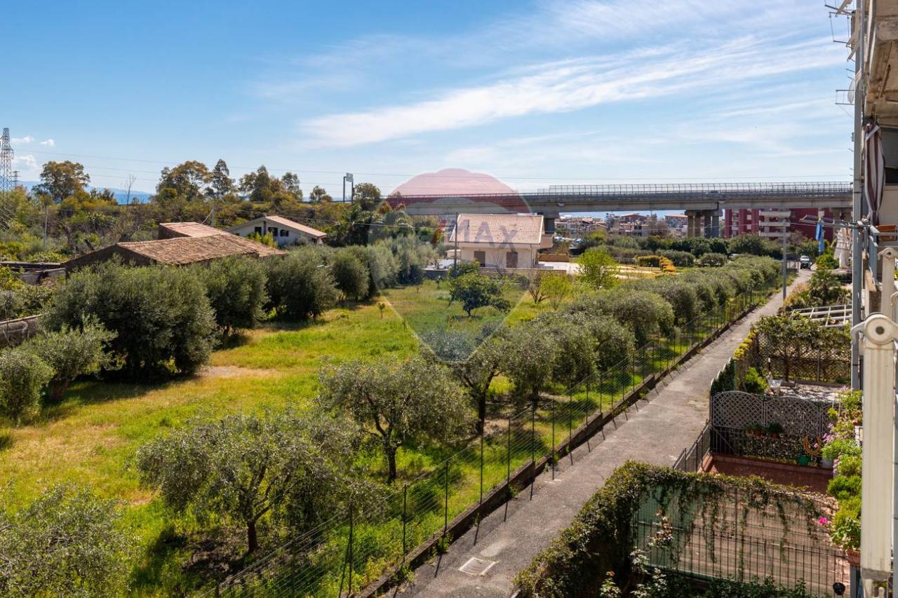 Appartamento in vendita a Santa Teresa Di Riva