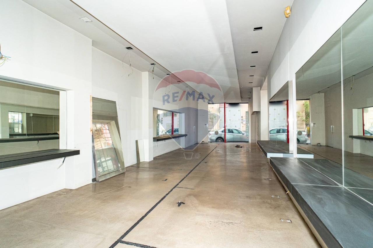 Negozio in vendita a Catania