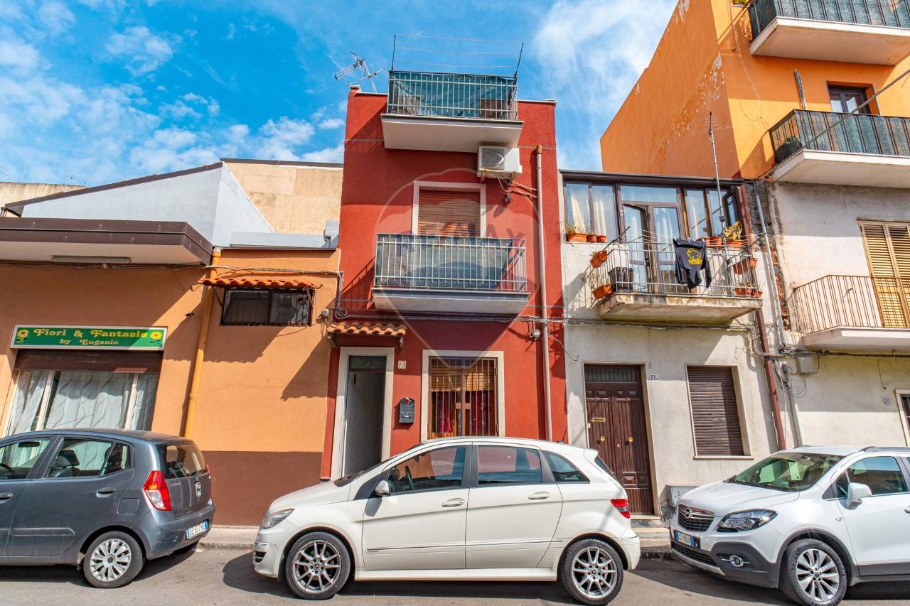 Casa indipendente in vendita a Catania