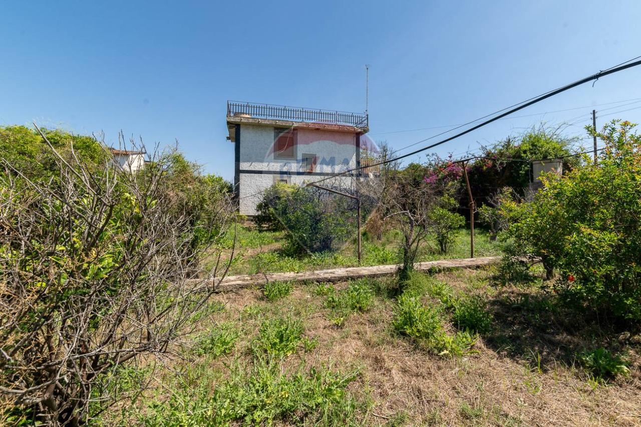 Villa in Villaggio Giove, Via Blennio 5, Catania