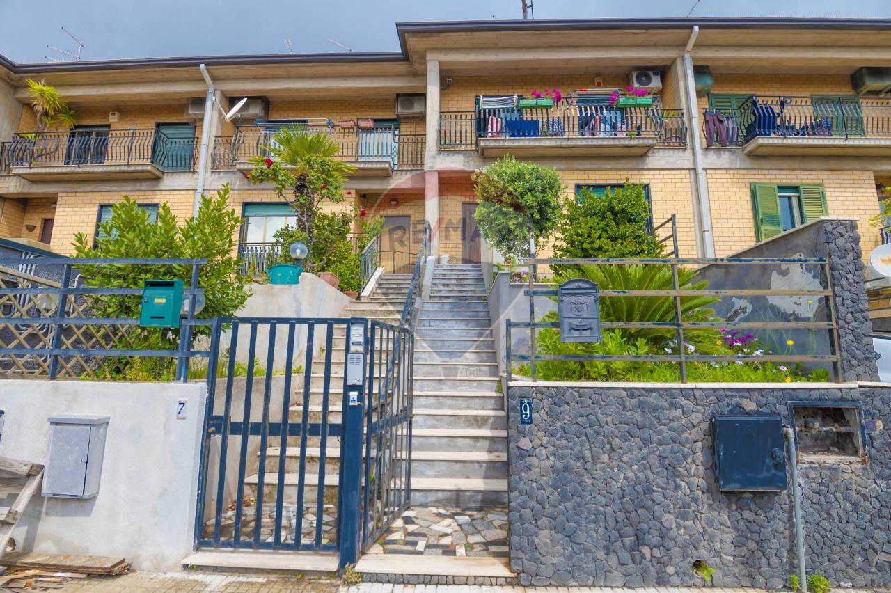 Villa a schiera in vendita a Trecastagni