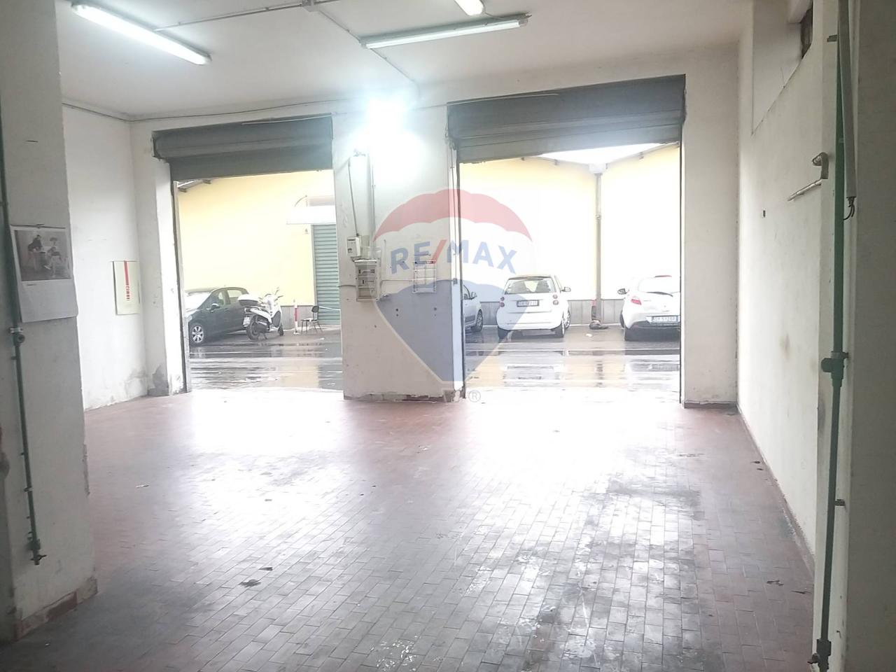 Magazzino in vendita a Catania