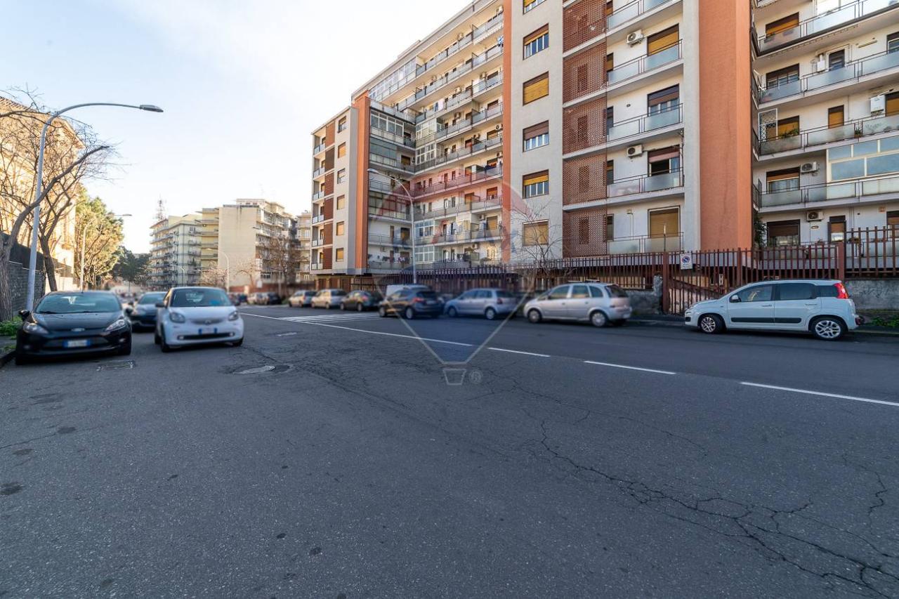 Negozio in vendita a Catania