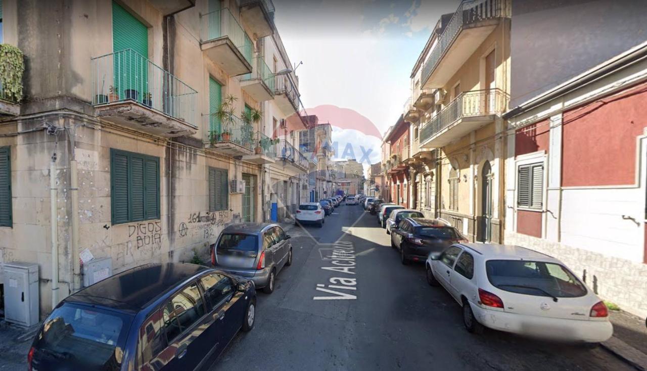 Box in vendita a Catania