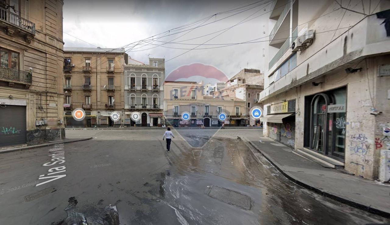 Esercizio commerciale in vendita a Catania