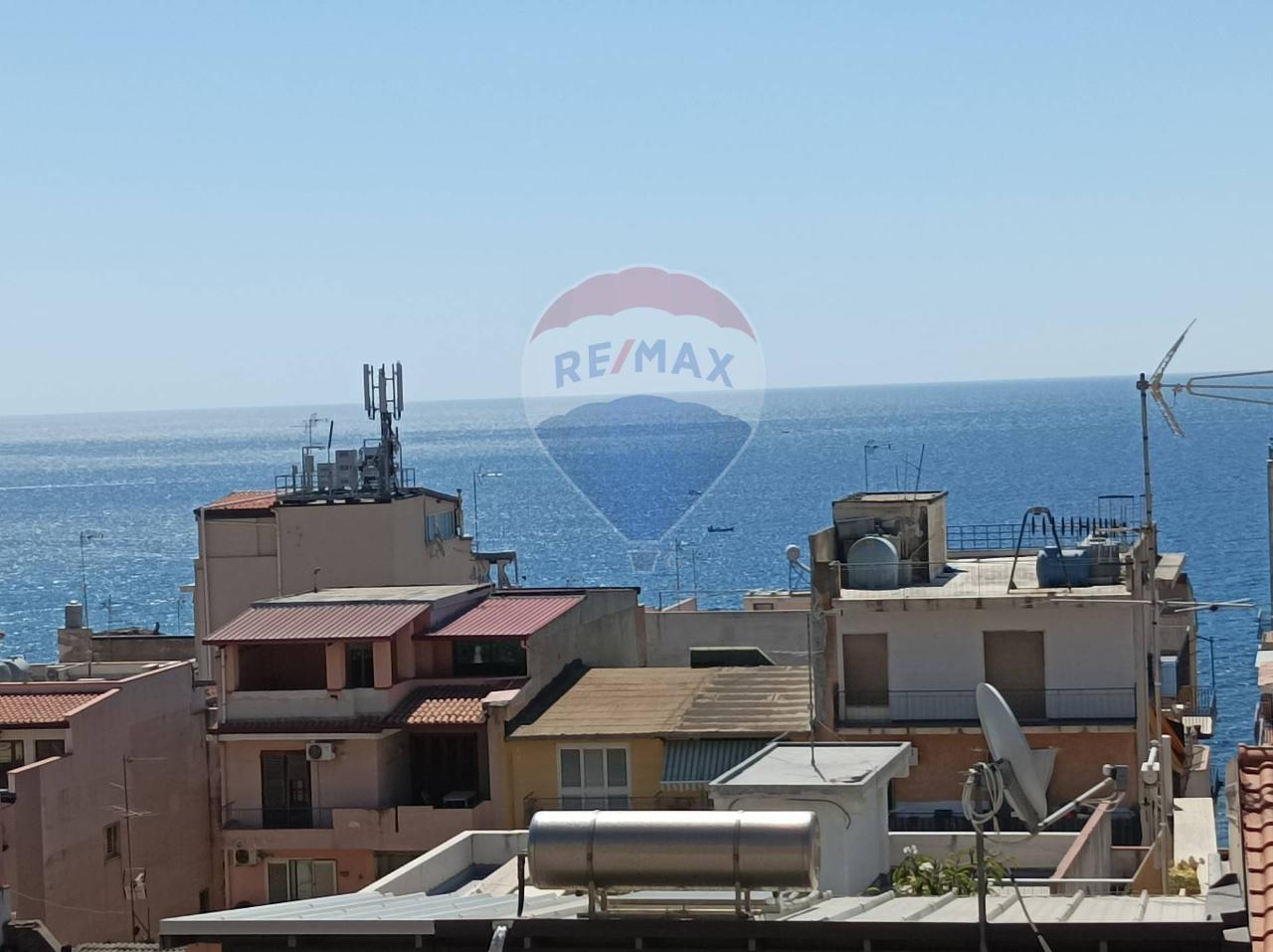 Appartamento in vendita a Giardini Naxos