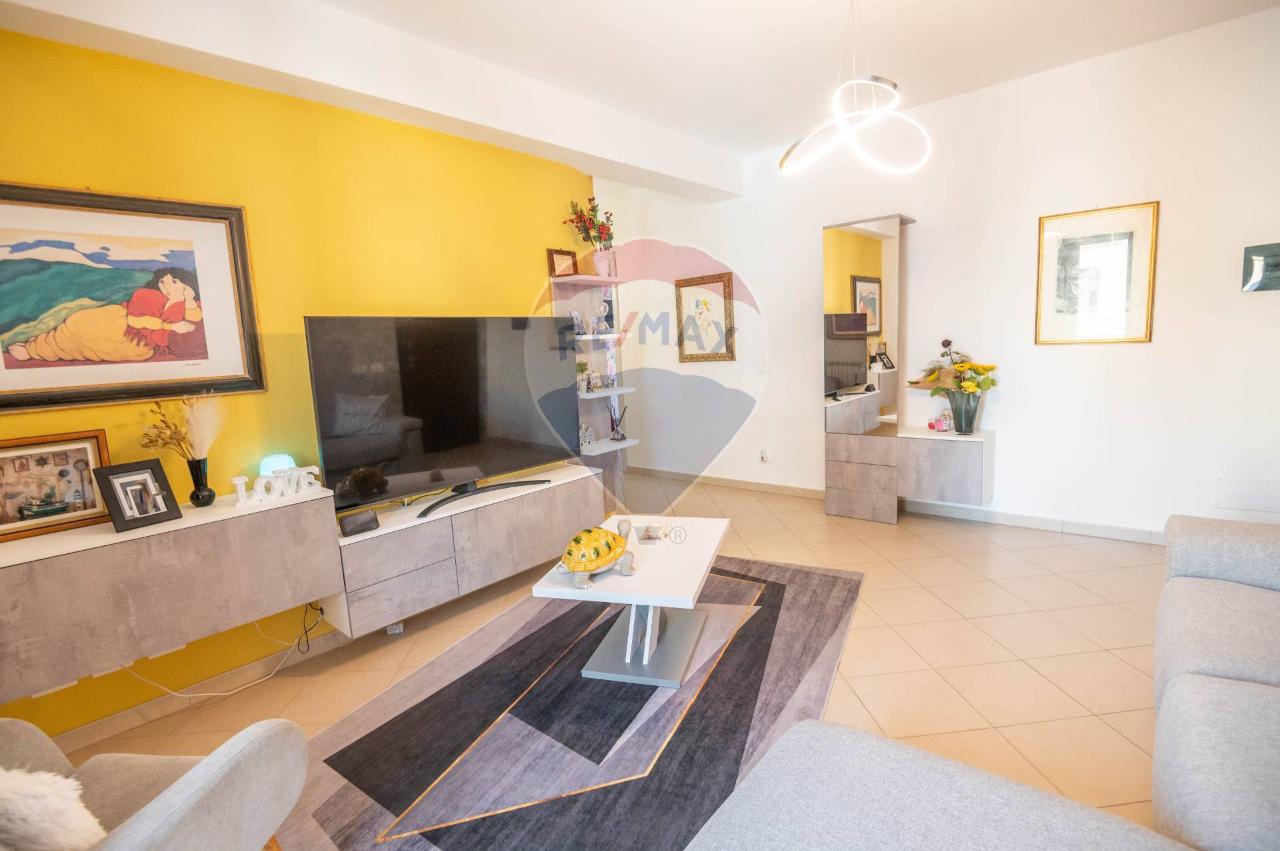Appartamento in vendita a Santa Venerina