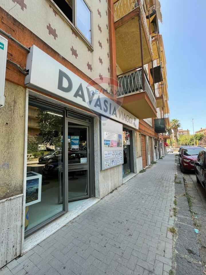 Negozio in vendita a Caltagirone
