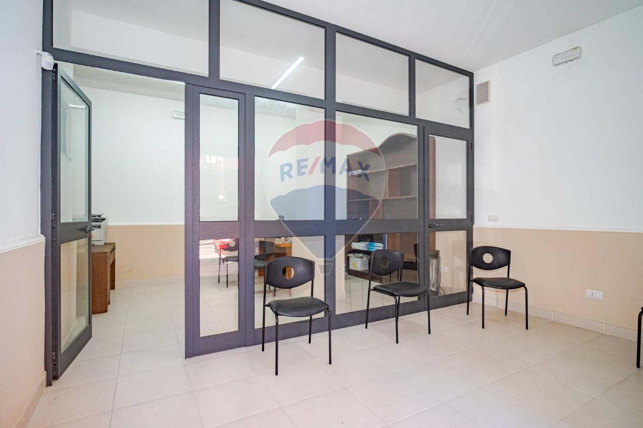 Ufficio in vendita a San Giovanni La Punta