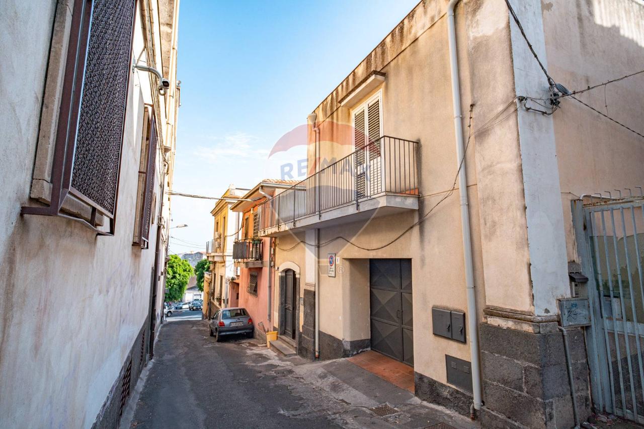 Casa indipendente in vendita a Catania