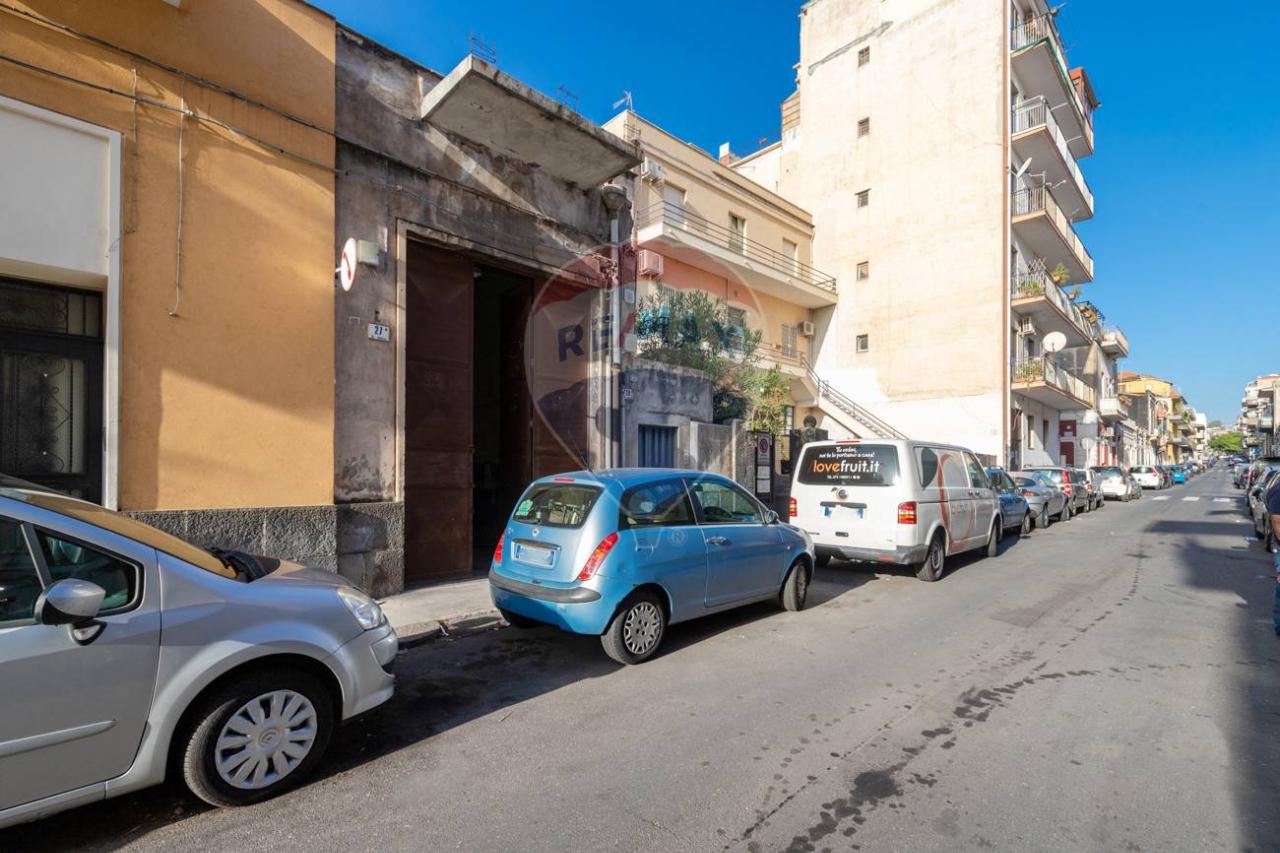 Negozio in vendita a Catania