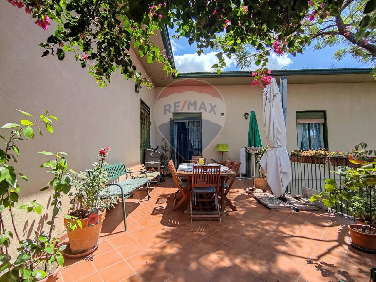 Villa in vendita a Camporotondo Etneo