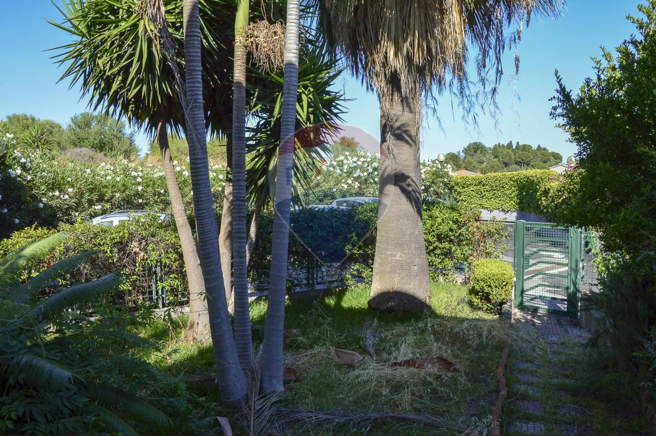 Villa in vendita a Aci Catena