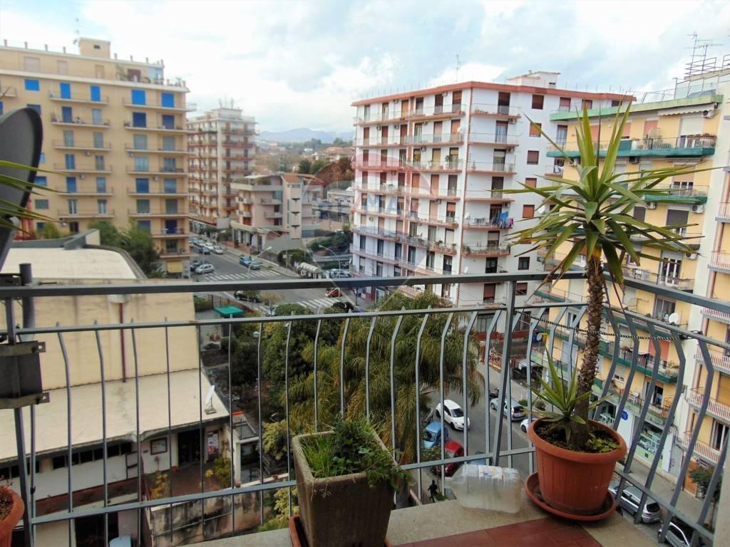 Appartamento in vendita a Acireale