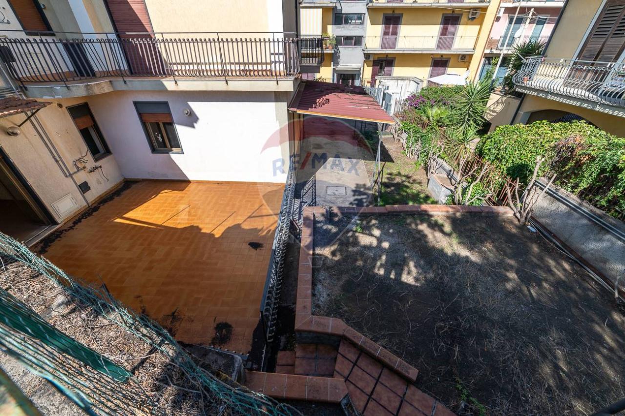 Appartamento in vendita a Camporotondo Etneo