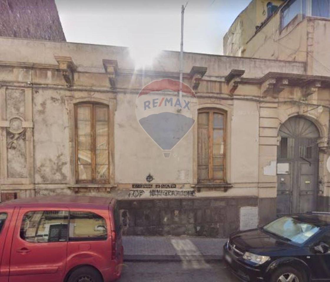 Casa indipendente in vendita a Catania