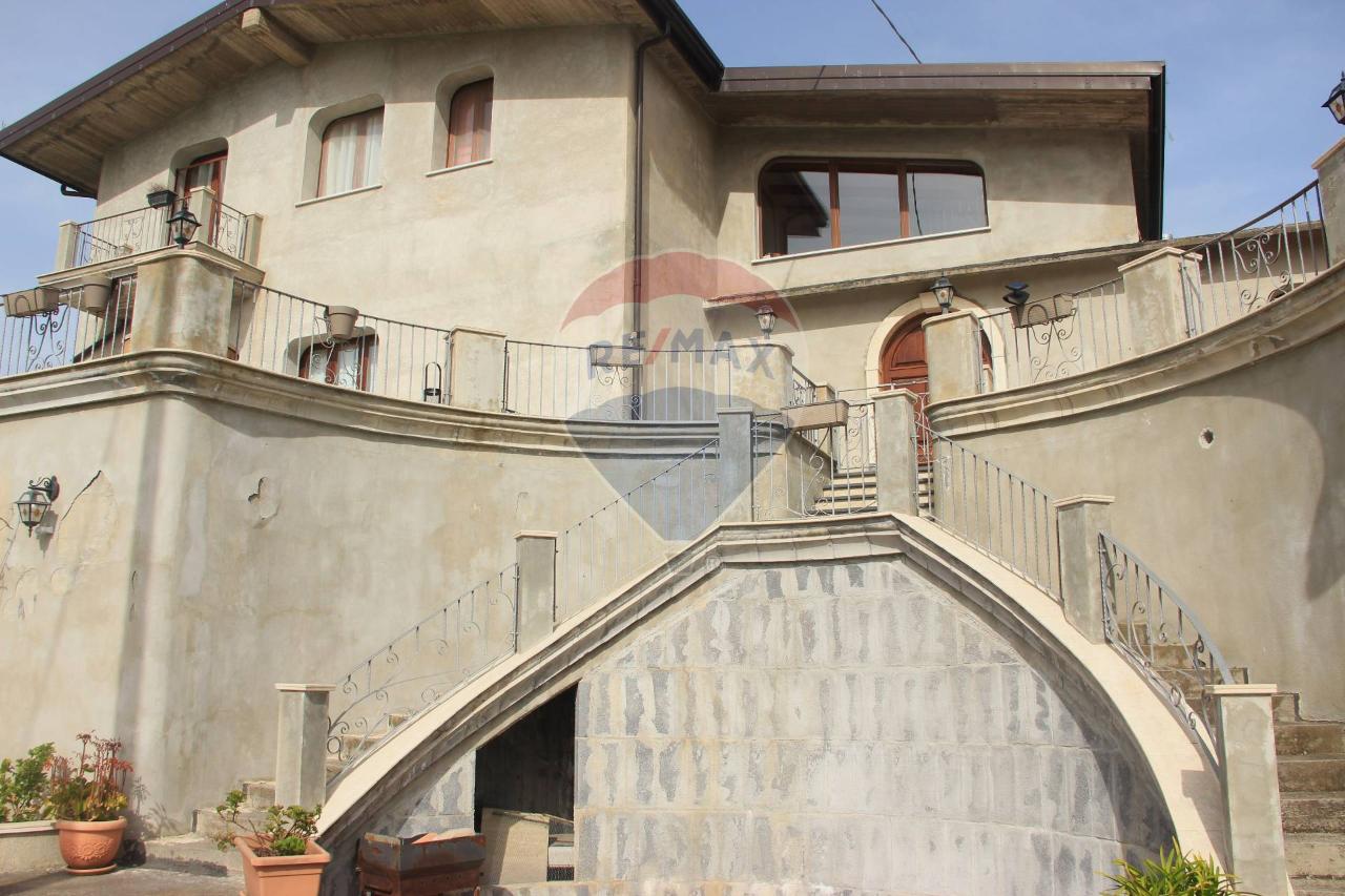 Villa in vendita a Bronte