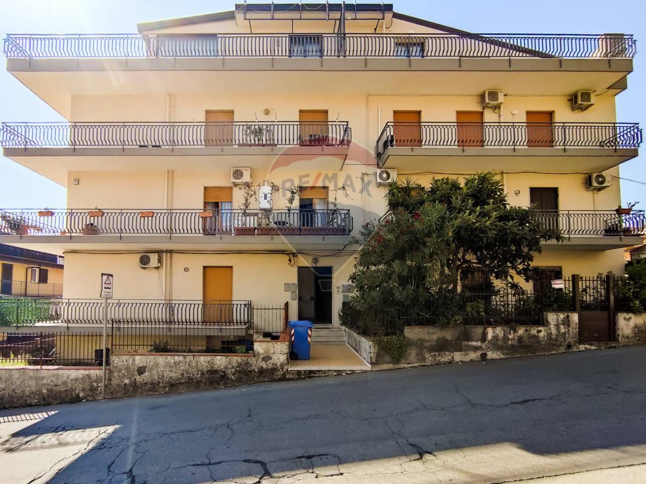 Appartamento in vendita a Aci Sant'Antonio