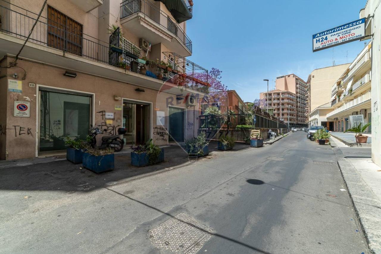 Negozio in affitto a Catania