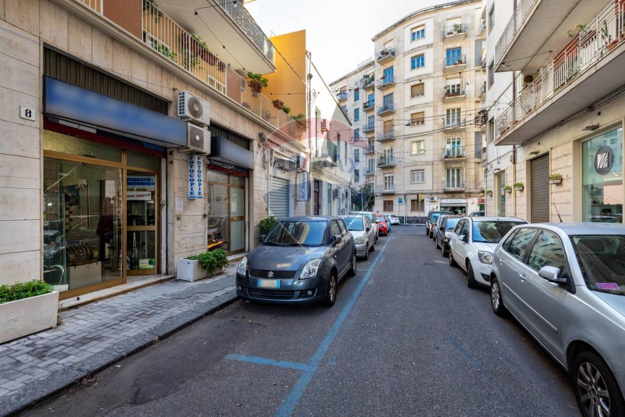 Negozio in affitto a Catania