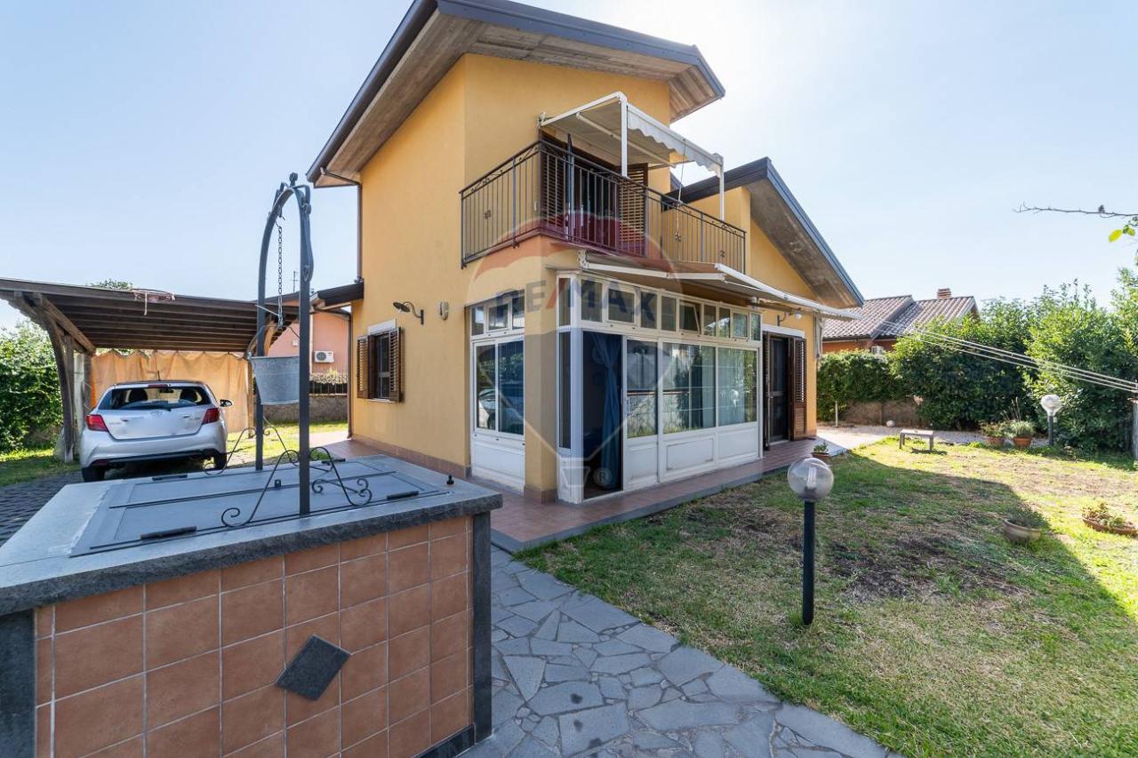 Villa in vendita a Pedara