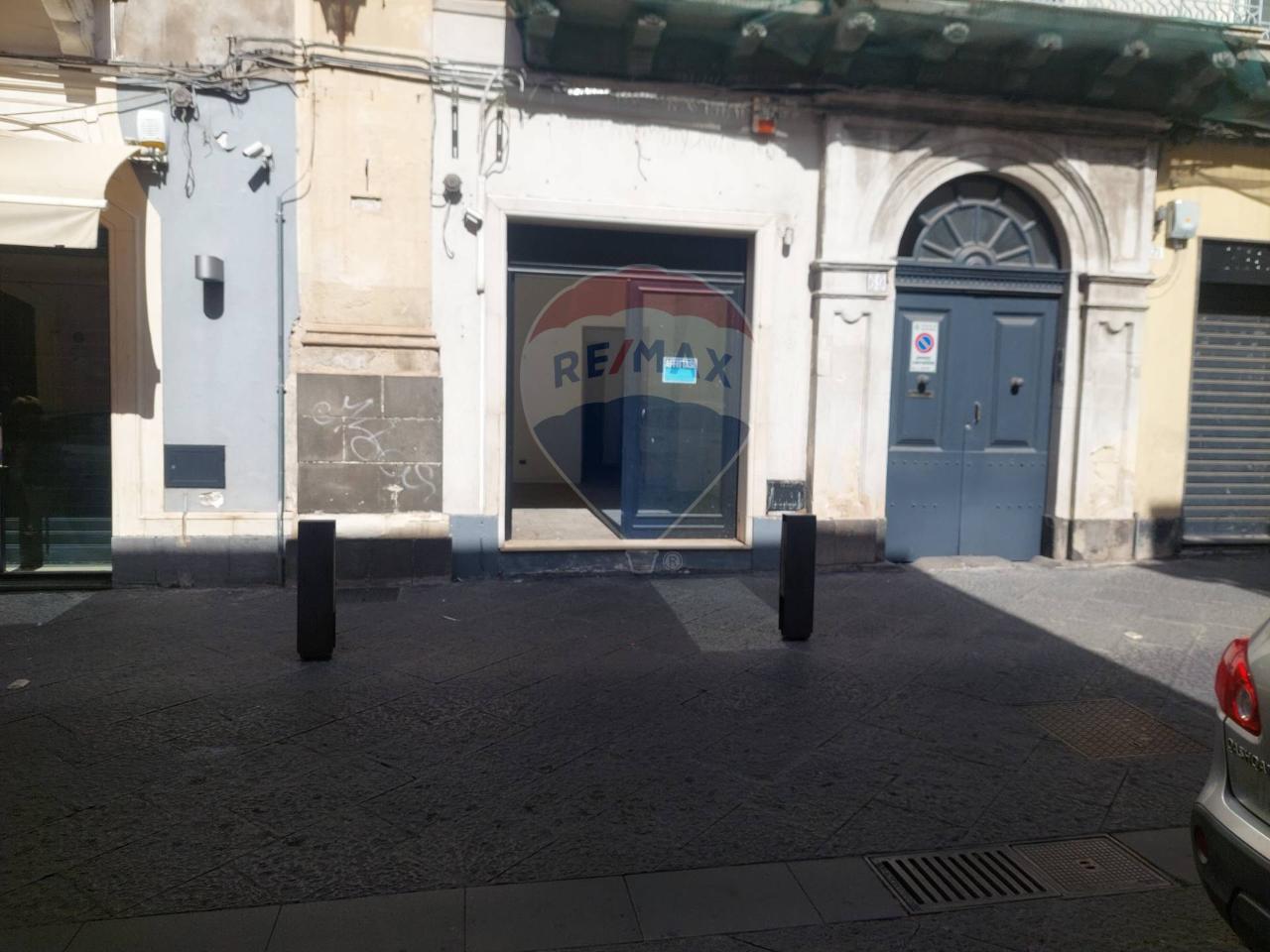 Negozio in vendita a Paterno'