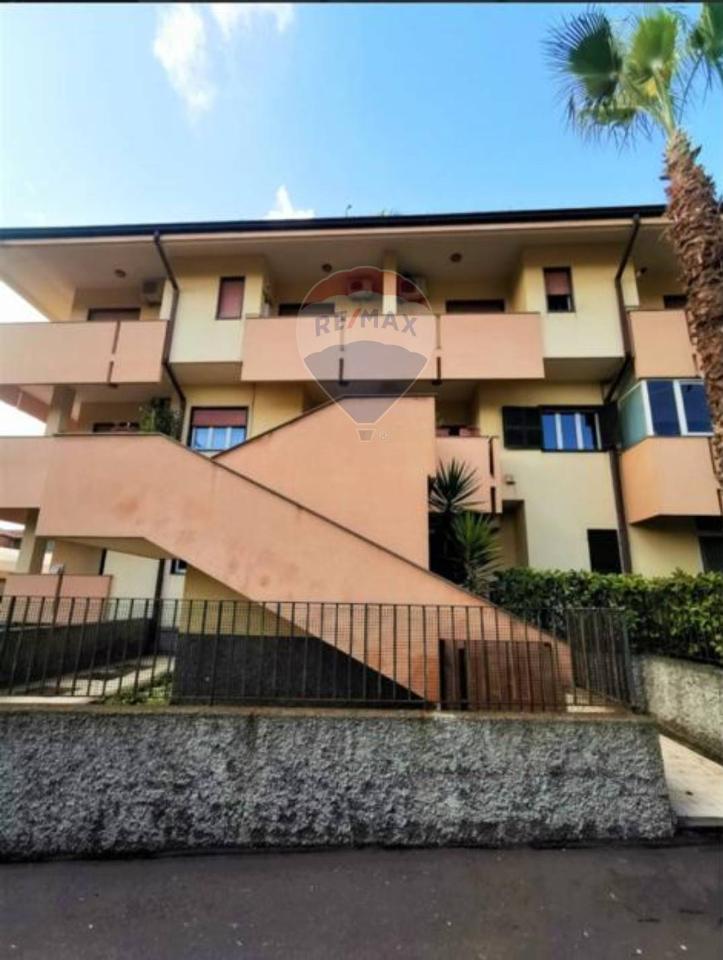 Appartamento in vendita a Gravina Di Catania
