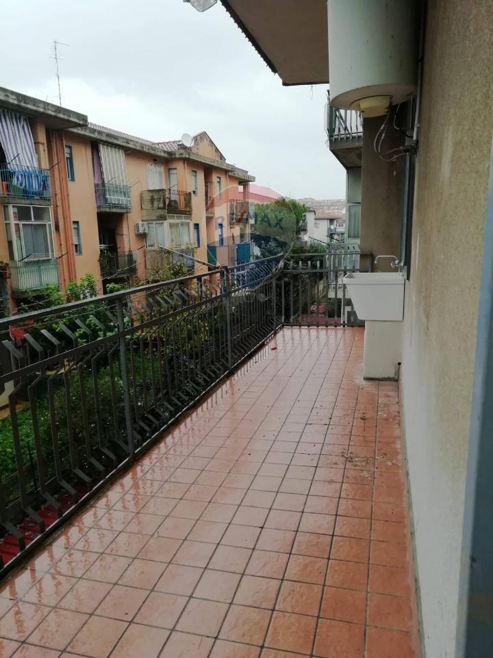 Appartamento in vendita a Gravina Di Catania
