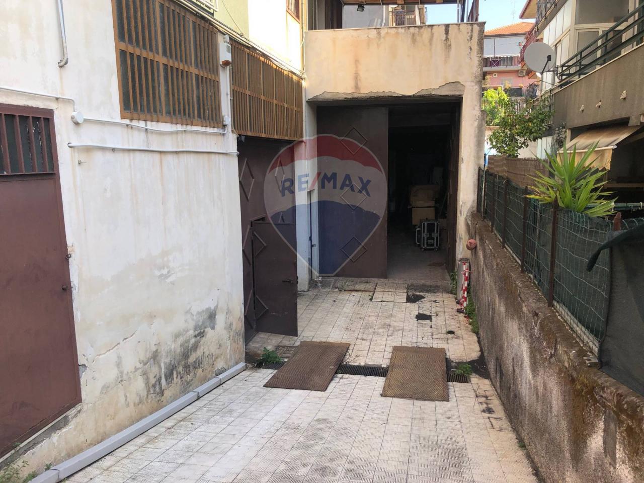 Negozio in vendita a Misterbianco