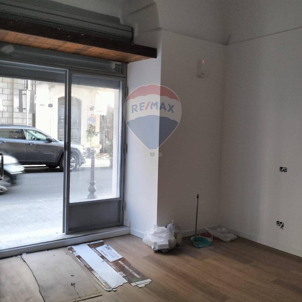 Negozio in affitto a Caltagirone