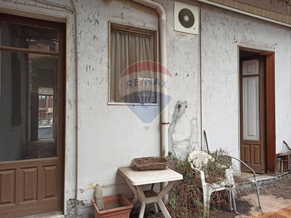 Appartamento in vendita a Aci Catena