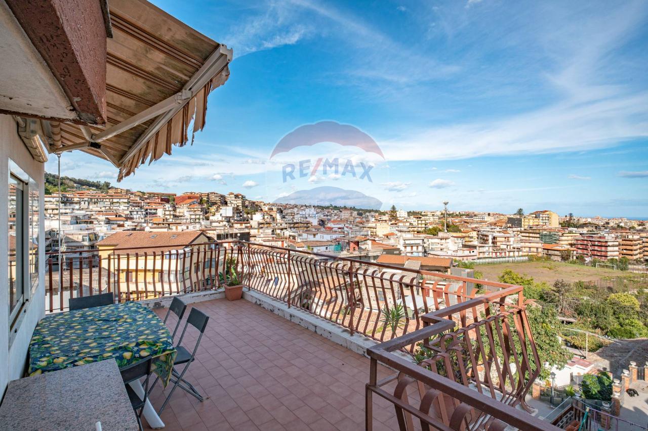 Appartamento in vendita a Aci Catena