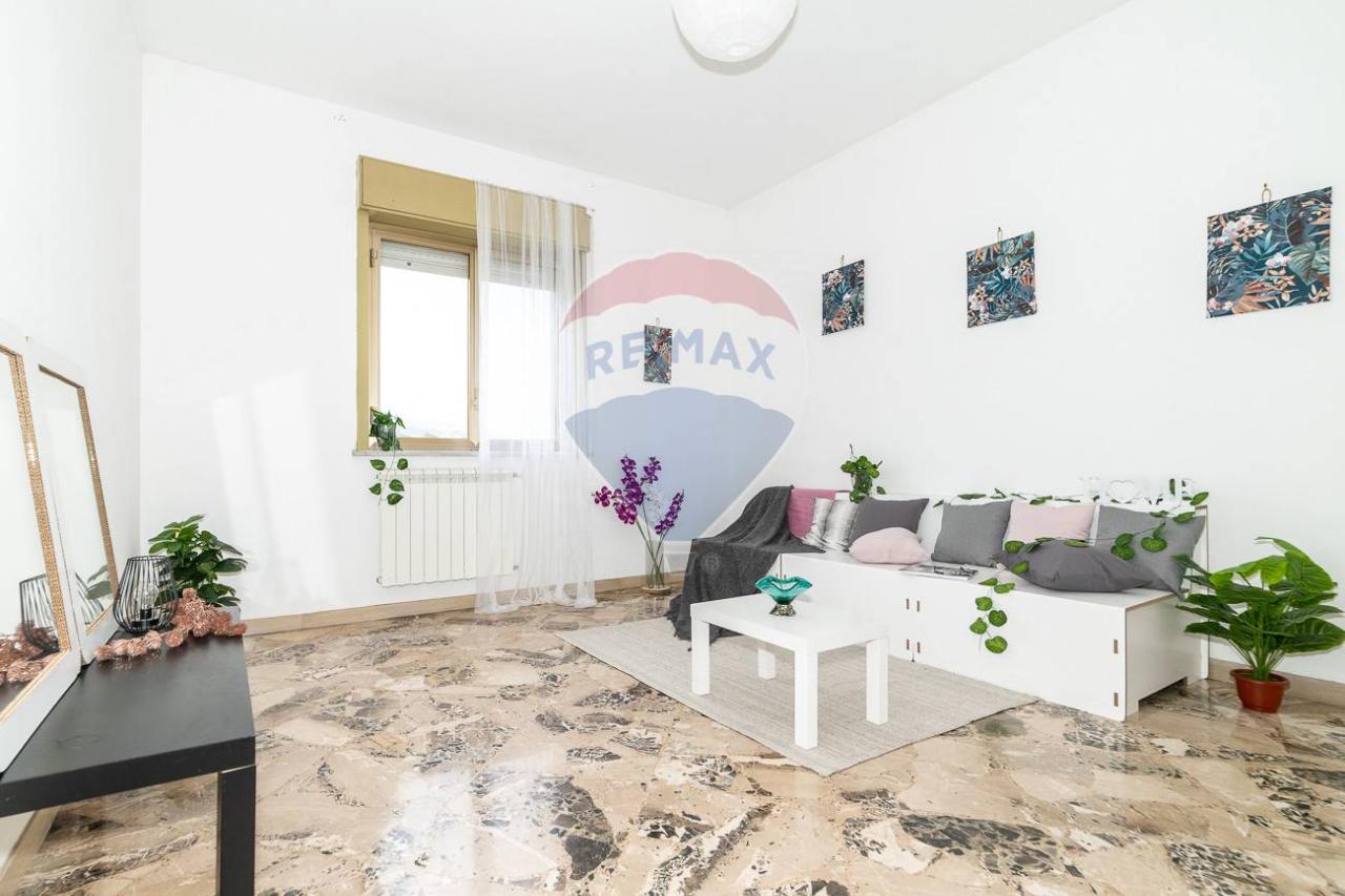 Appartamento in vendita a Giarre