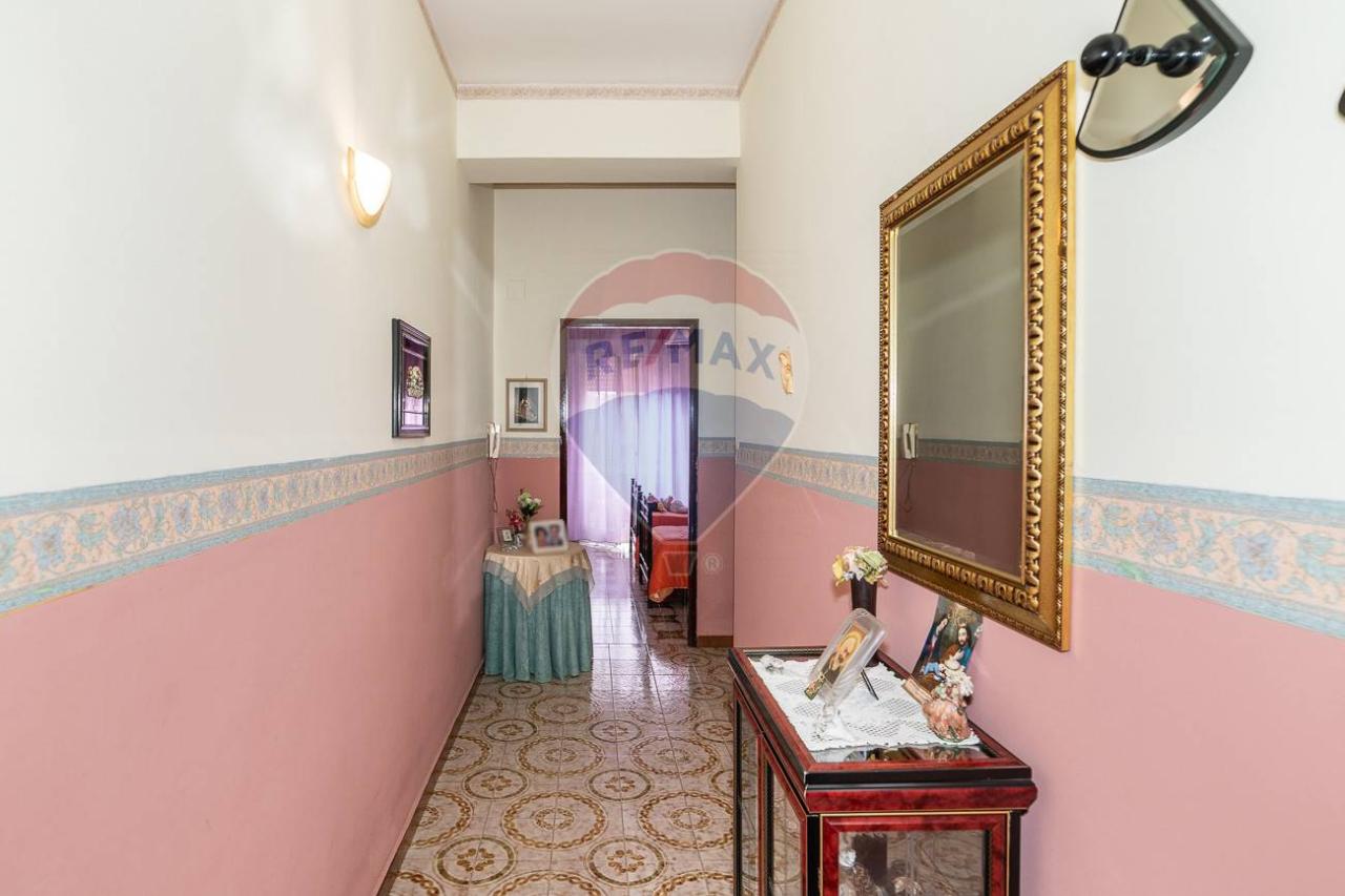 Appartamento in vendita a Aci Catena