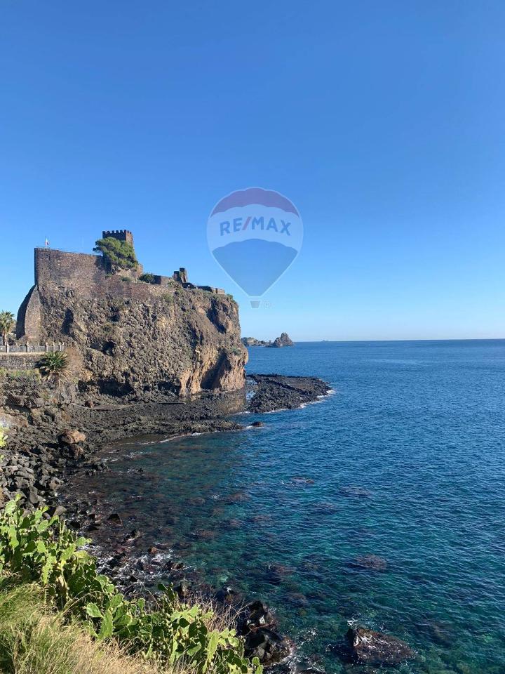 Appartamento in affitto a Aci Castello