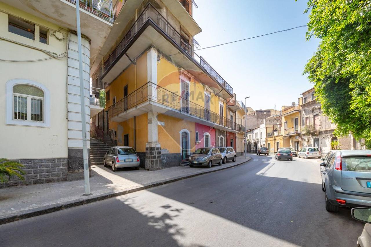 Negozio in vendita a Paterno'