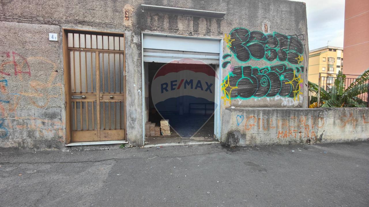 Negozio in vendita a Catania