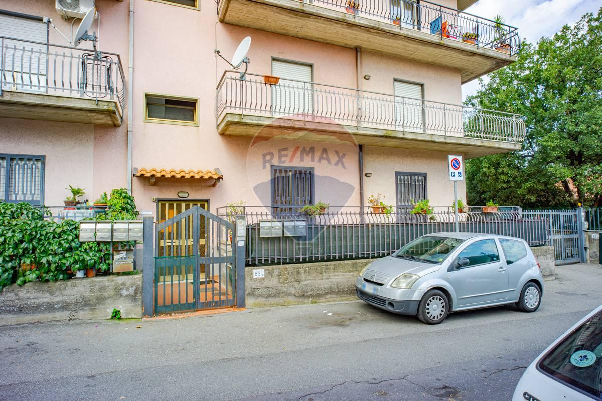 Appartamento in vendita a Aci Sant'Antonio